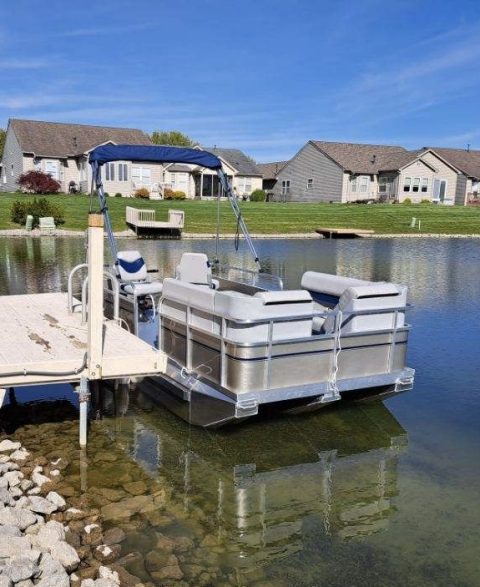 Pond Craft Boats | Pond Craft Custom Handmade Pontoon Boats