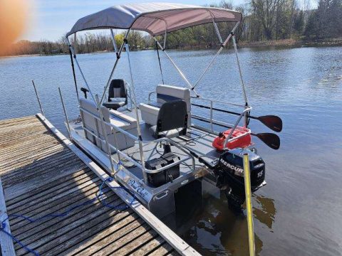 Pond Craft Boats | Pond Craft Custom Handmade Pontoon Boats